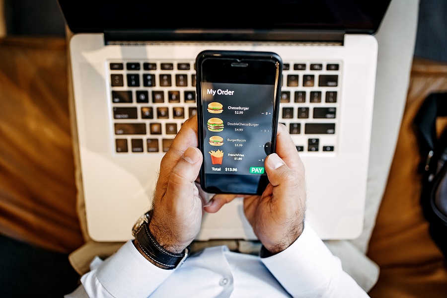 Top 10 Benefits of Virtual Gift Cards | Xenial